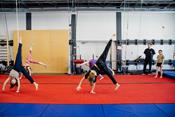 École nationale de cirque - Récréatif - Acro-cirque \ 90 minutes \ 9-12 ans